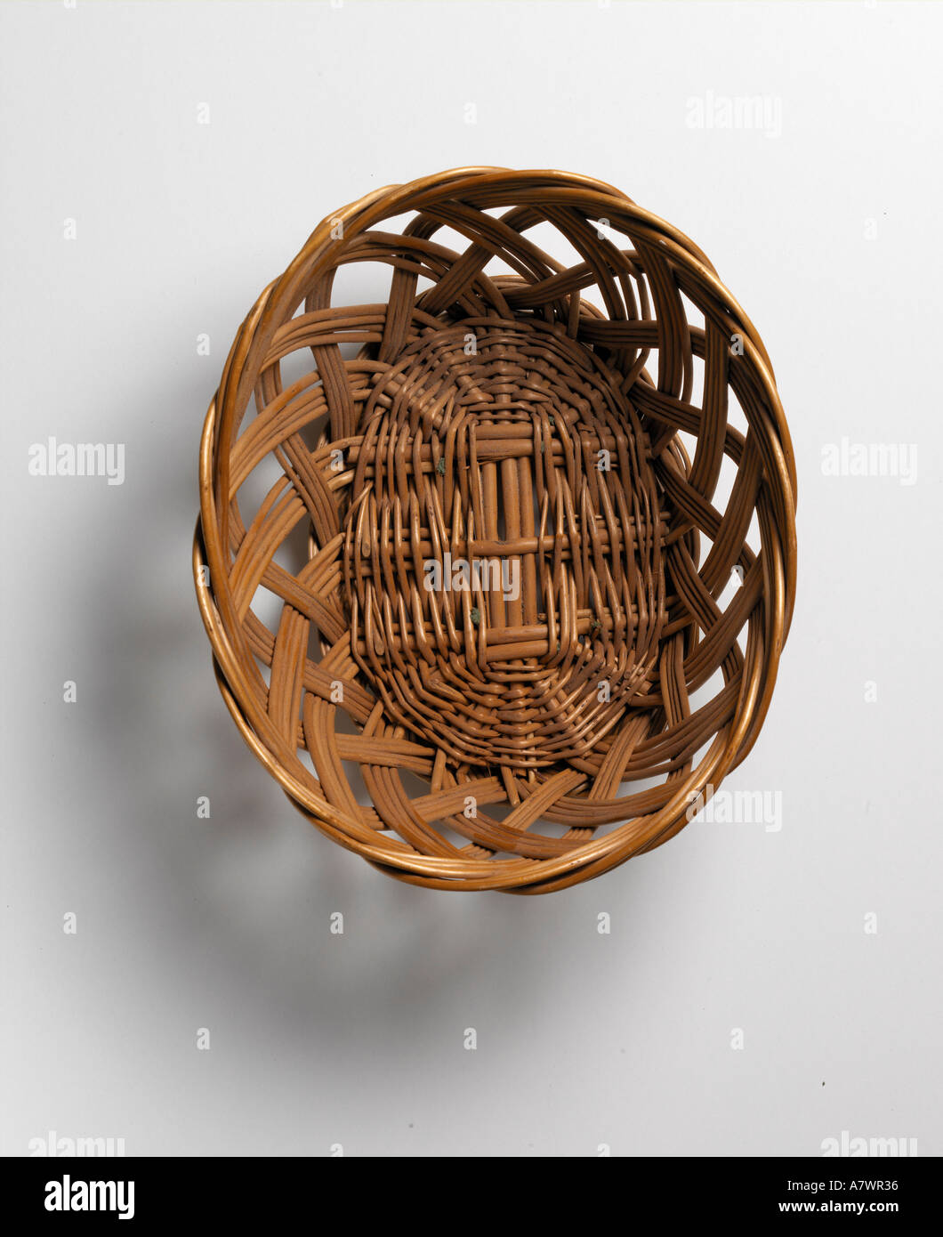 plate dish course basket Stock Photo - Alamy