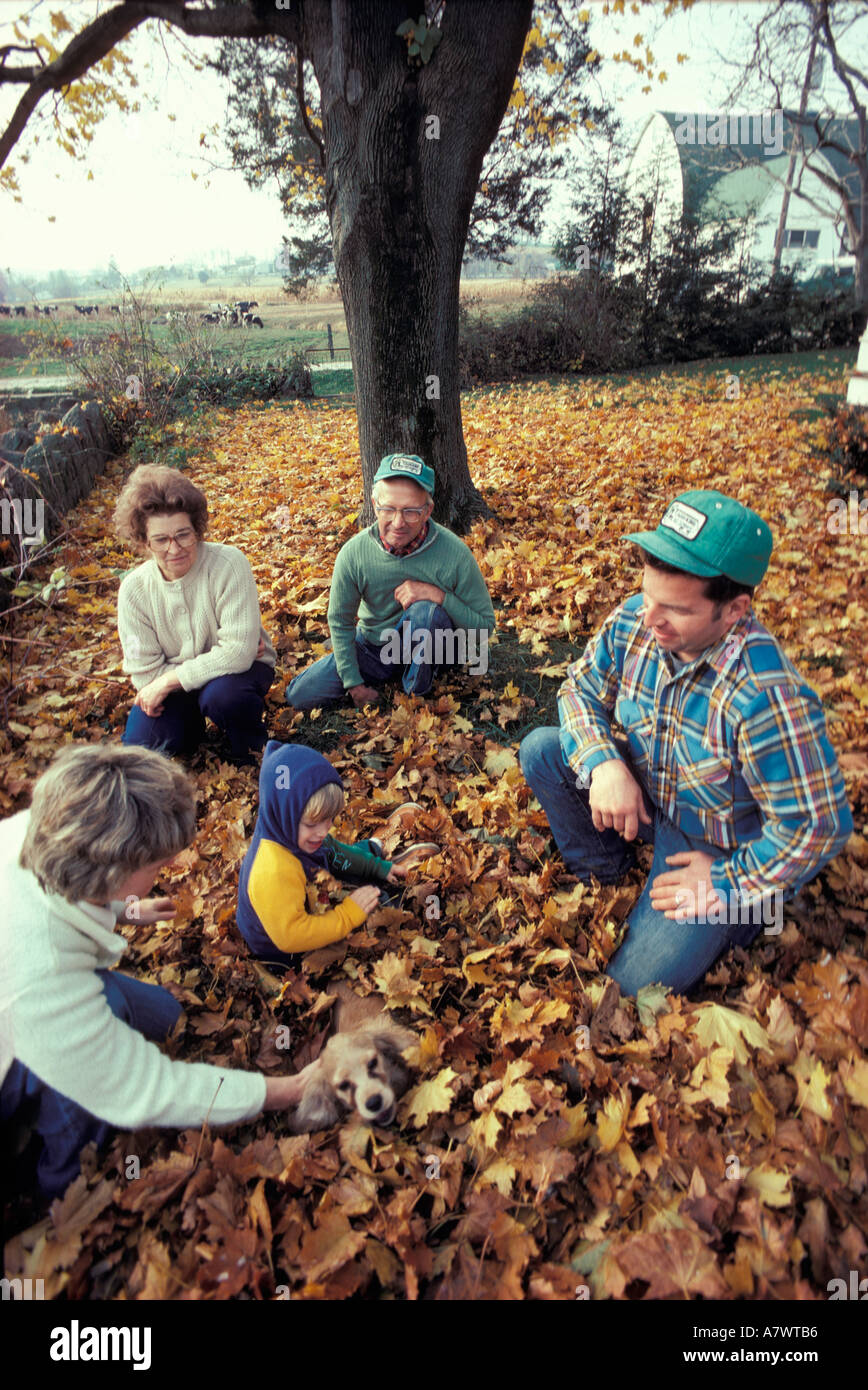 5 generations farming hi-res stock photography and images - Alamy