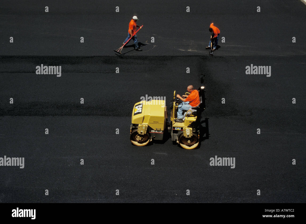 Asphalting parking hi-res stock photography and images - Alamy