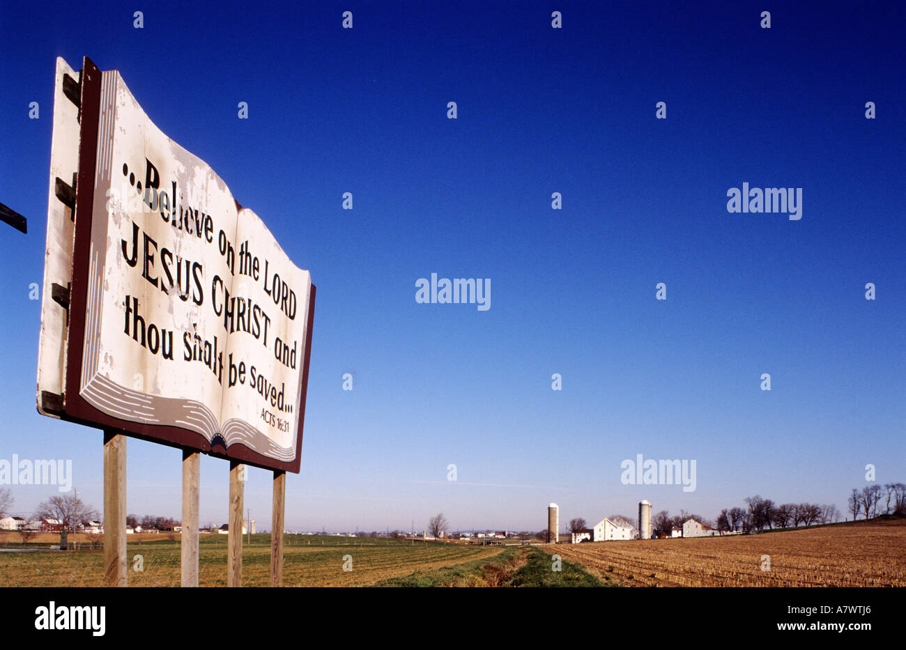 United States, Pennsylvania, sign praising the Christ at the border of ...