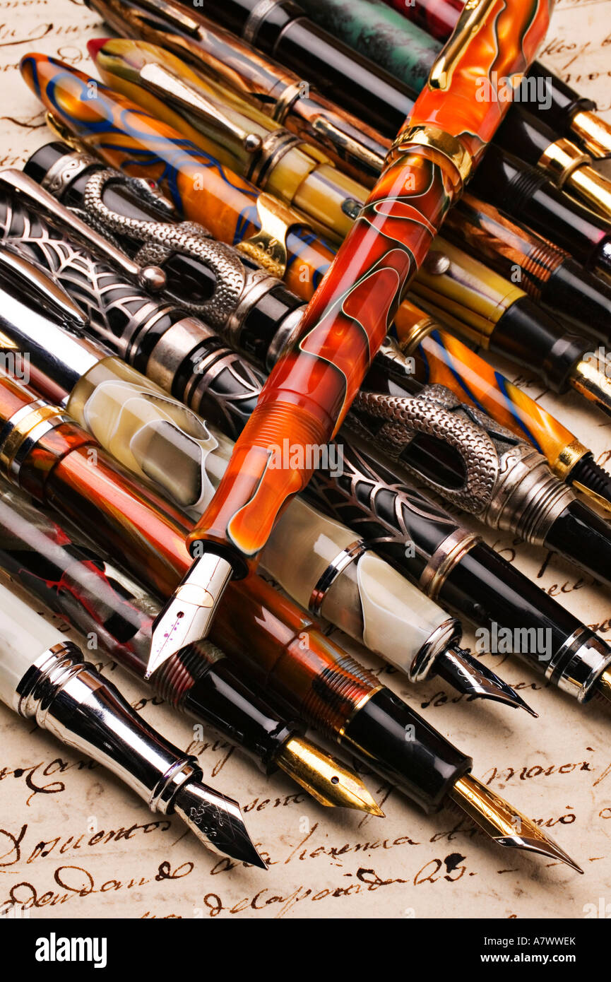 Assorted fountain pens Stock Photo - Alamy