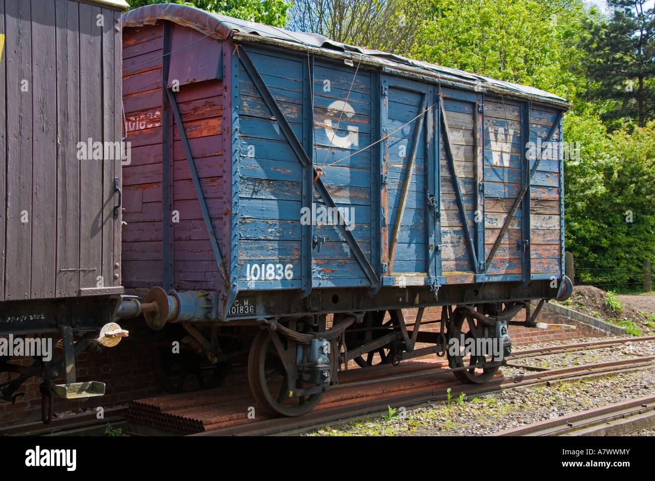 Vintage goods wagon Great Western Railway train at Didcot Railway ...
