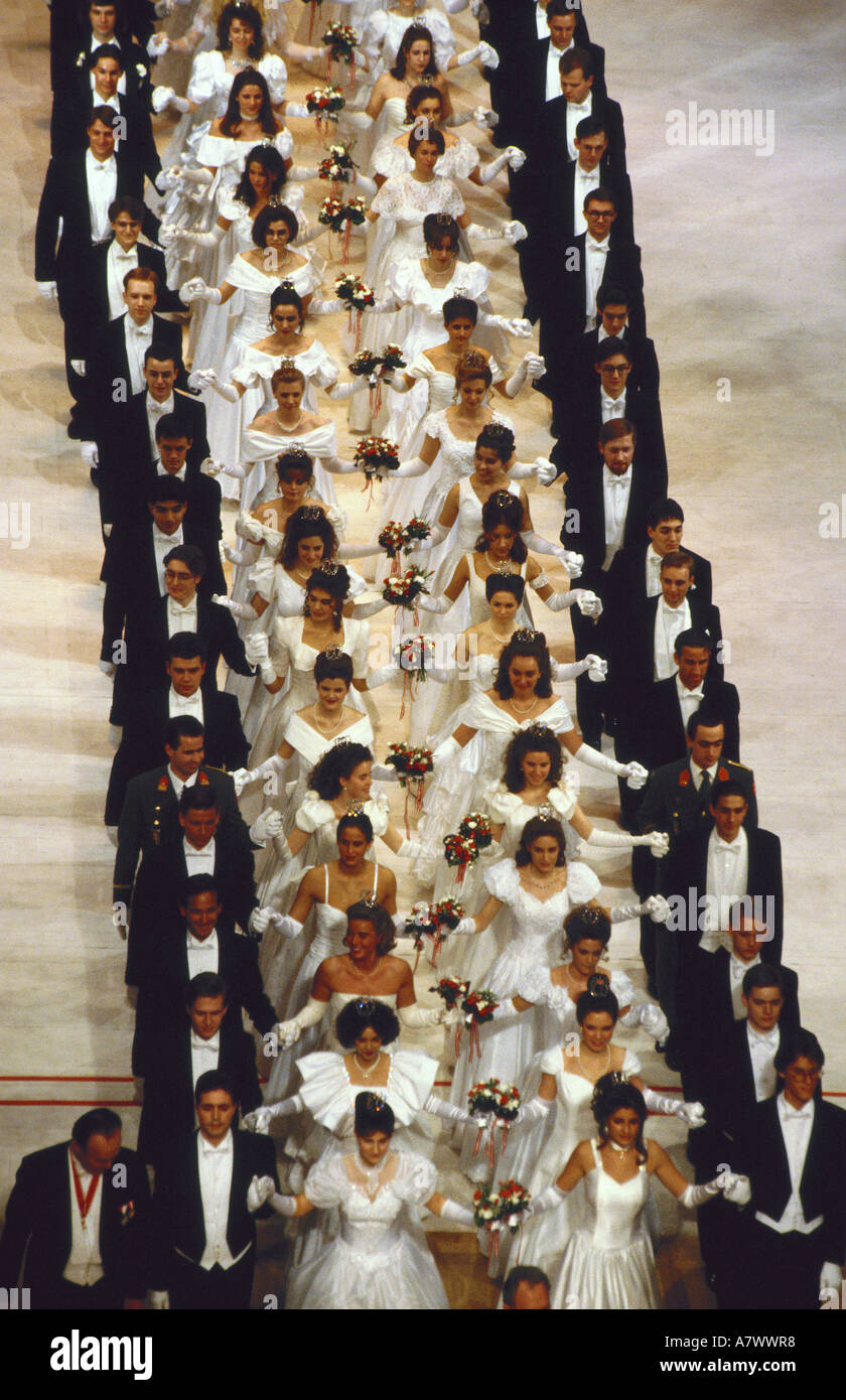 Austria, Vienna, opening ball at the opera Stock Photo - Alamy