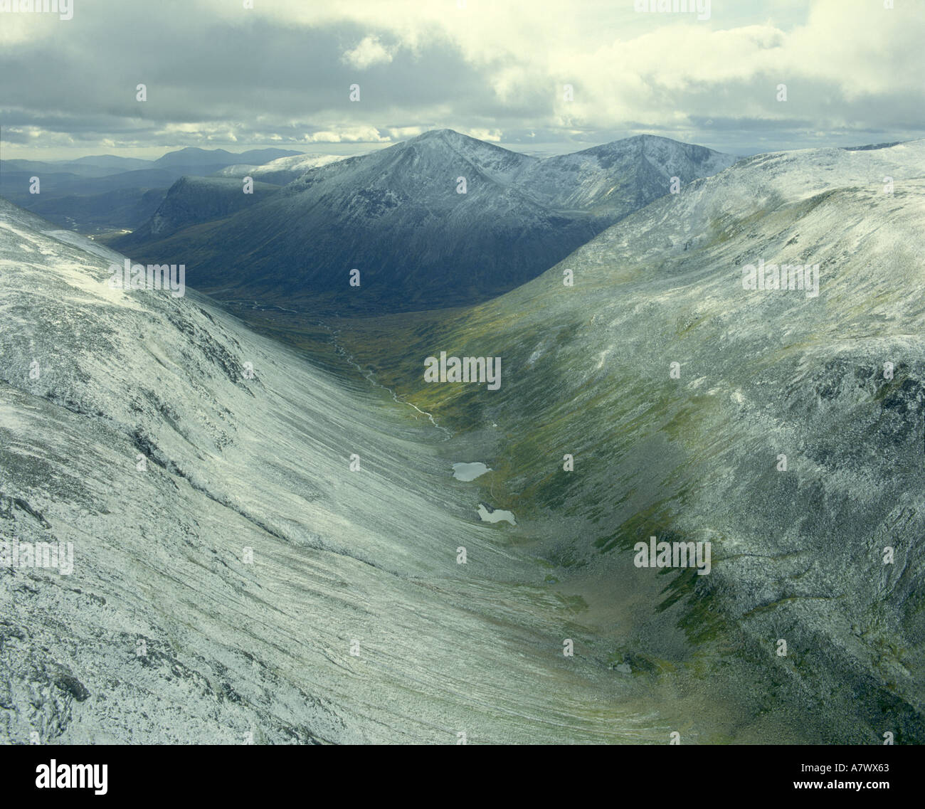 Lairig Ghru Valley Stock Photos & Lairig Ghru Valley Stock Images - Alamy