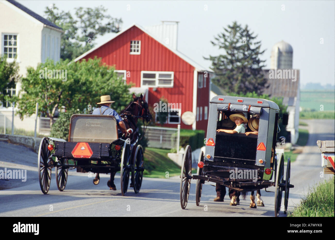 United States, Pennsylvania, Lancaster, Amish small city, transport in ...