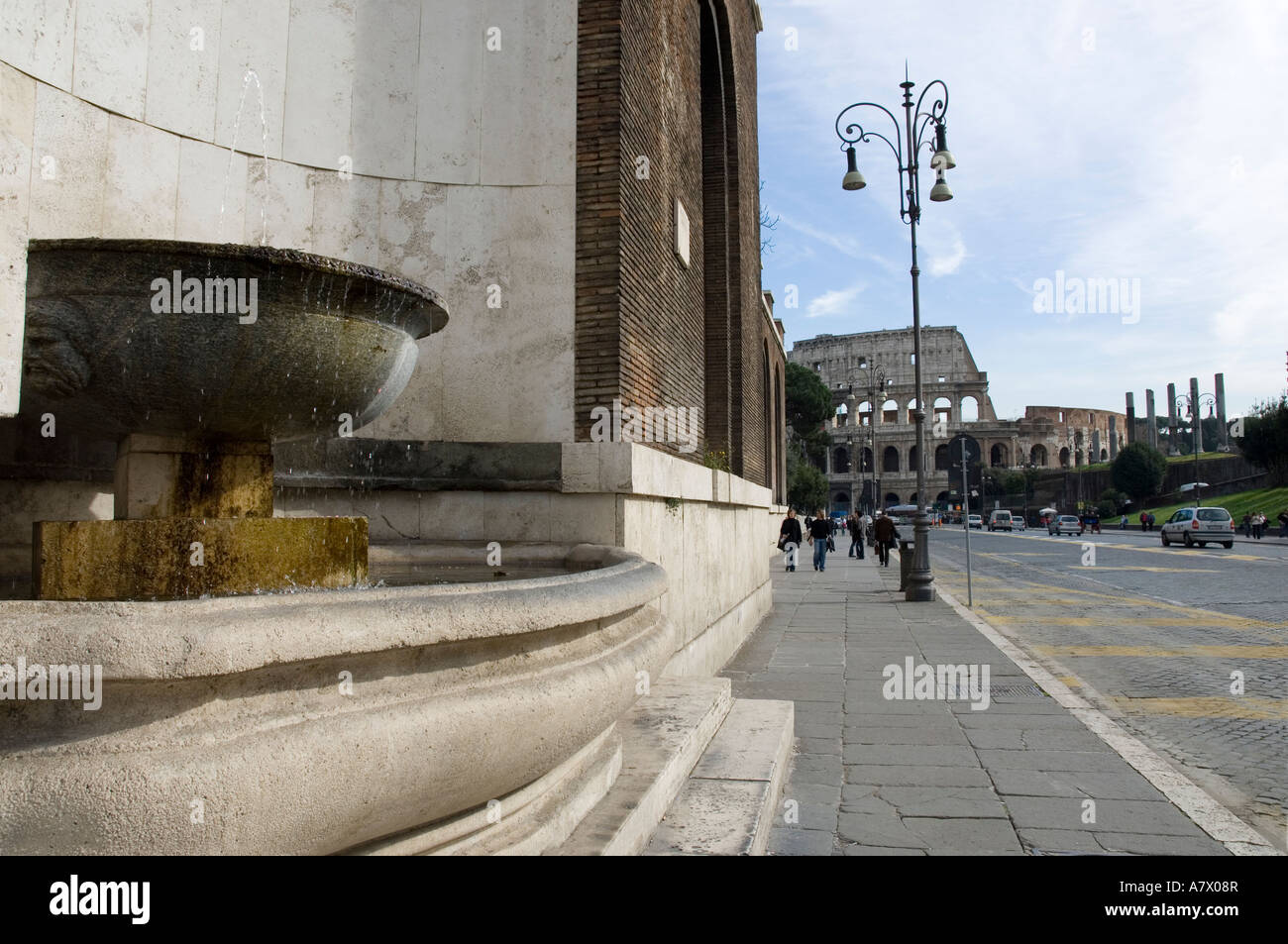 Discovery rome coliseum hi-res stock photography and images - Alamy