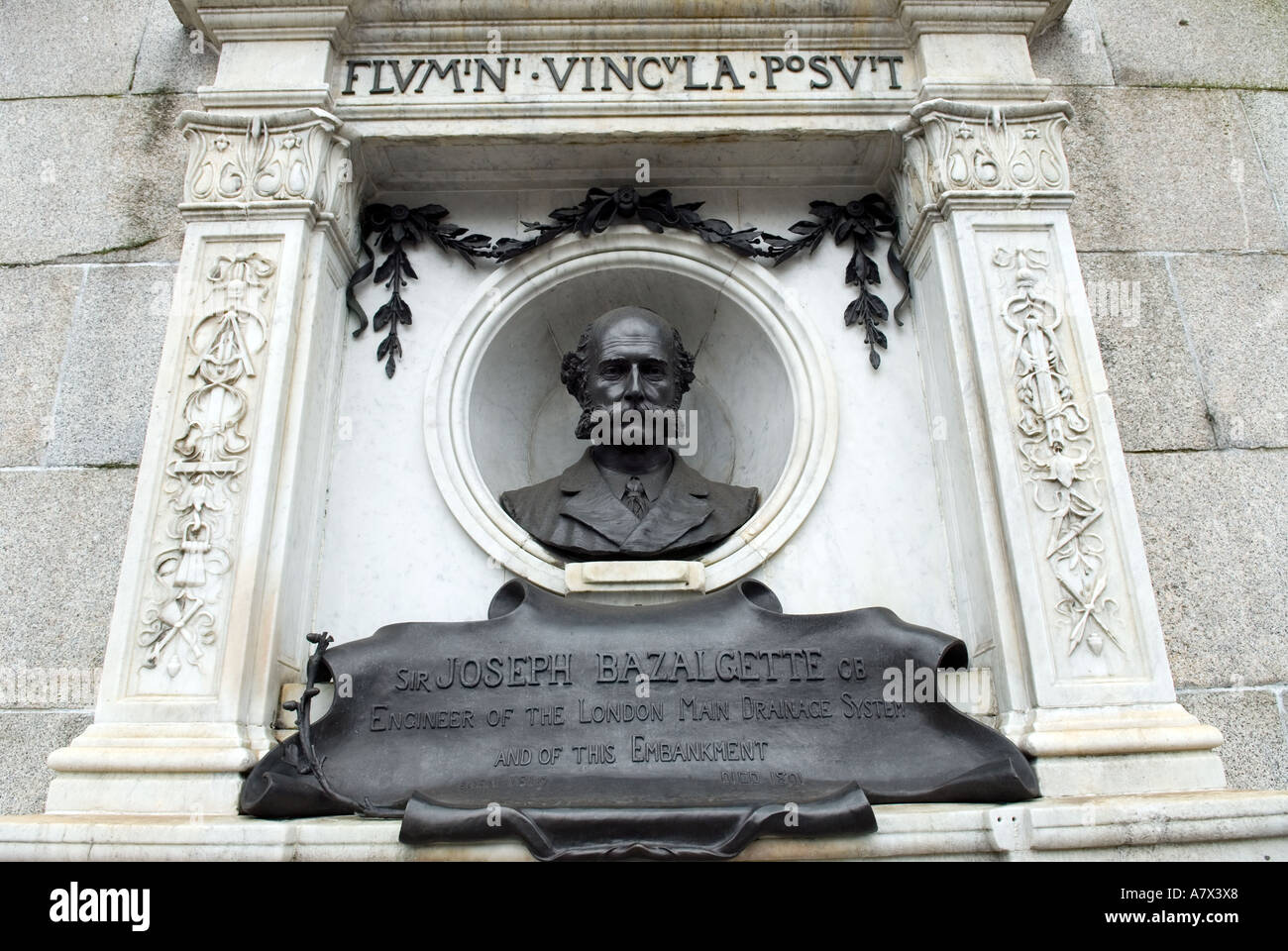 LONDON ENGLAND Sir JOSEPH BAZALGETTE ENGINEER 2006 Stock Photo - Alamy