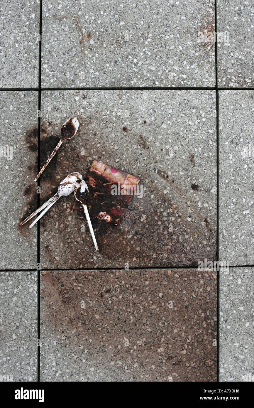 Disgusting mess left from discarded fast food litter Stock Photo - Alamy