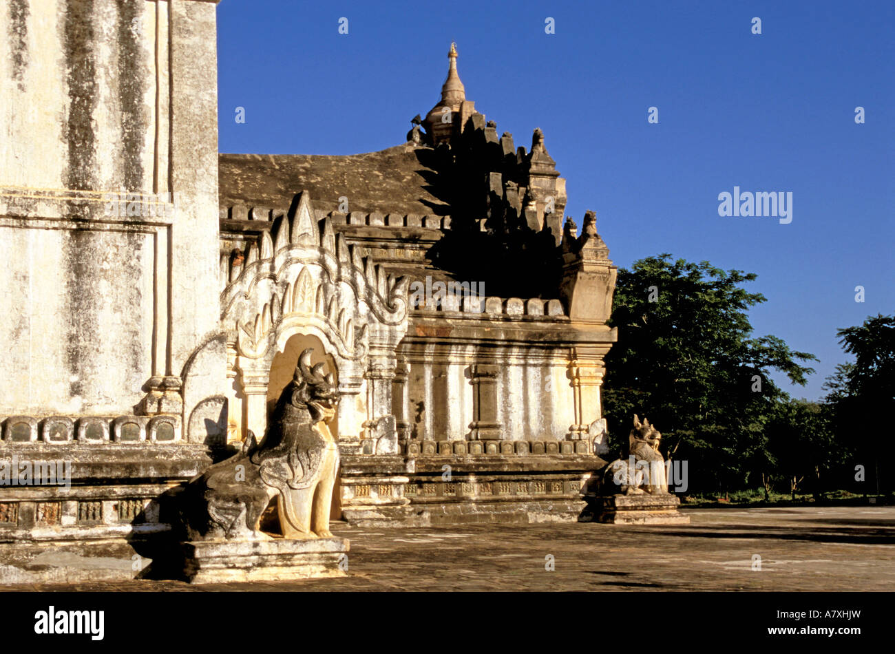 Asia, Myanmar, Bagan. Lion at Ananda temple Stock Photo - Alamy