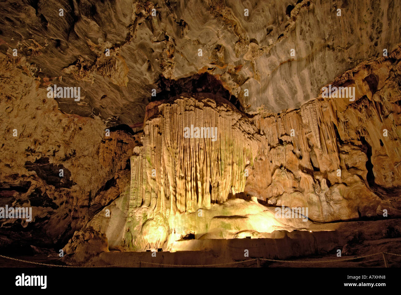 The Organ Pipes in Van Zyl's Hall in the Cango Caves near Oudtshoorn in ...