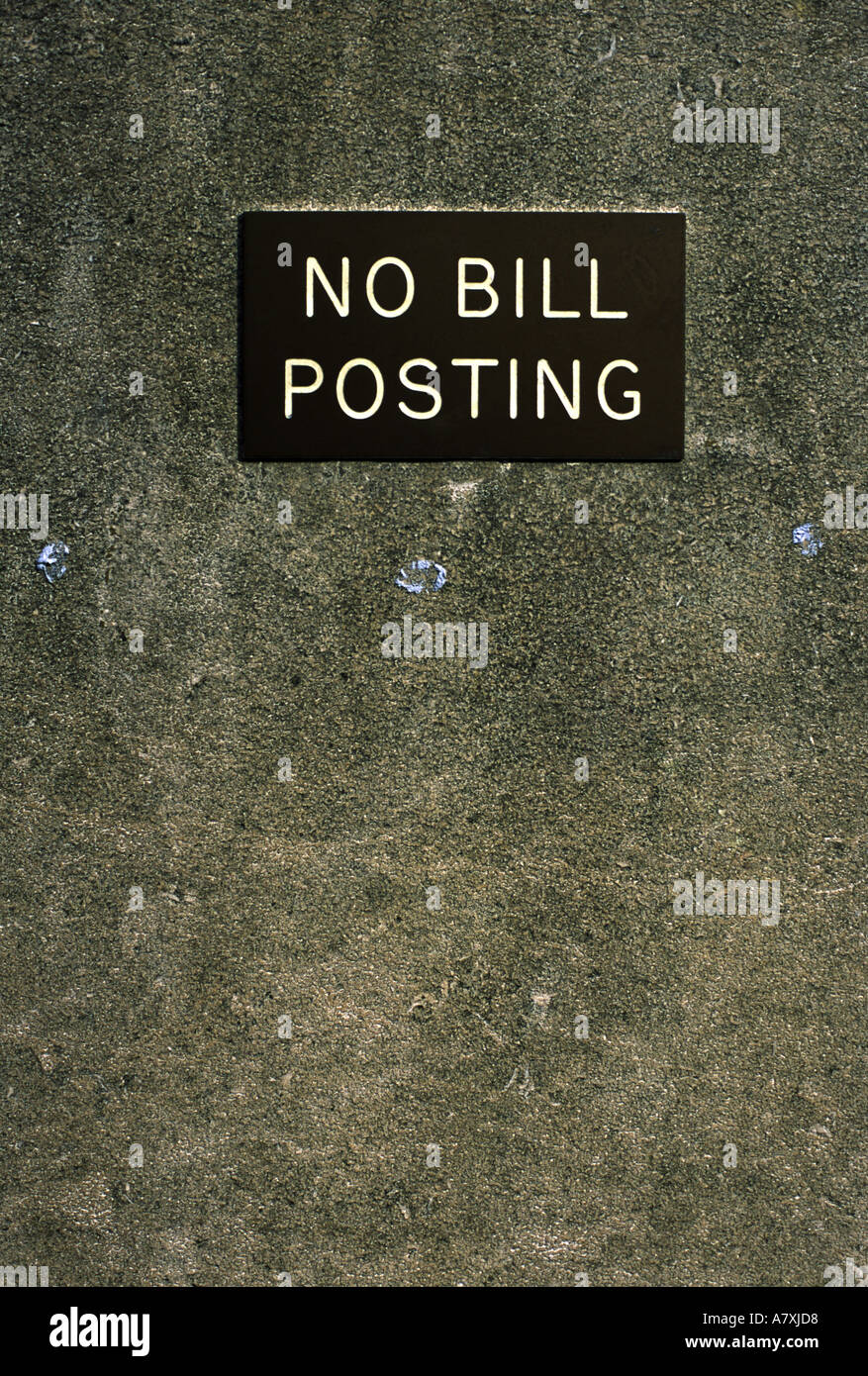 Bill posting hi-res stock photography and images - Alamy