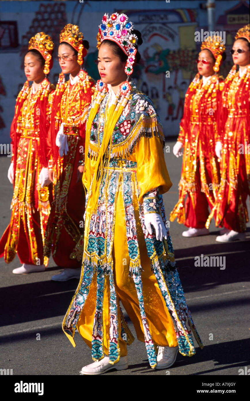 Chinese community girls drill team hi-res stock photography and images ...