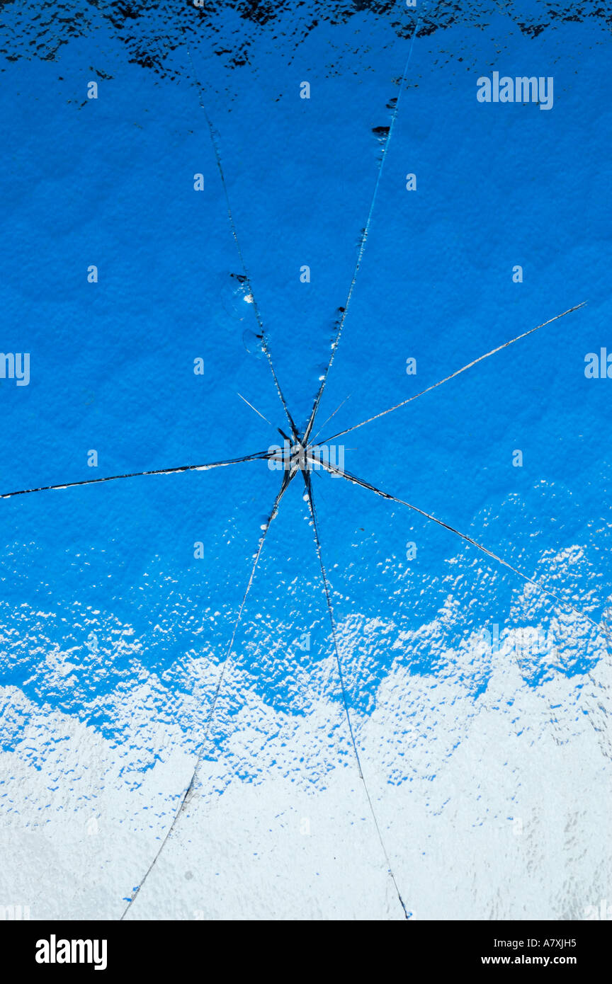 Ribbed glass hi-res stock photography and images - Alamy