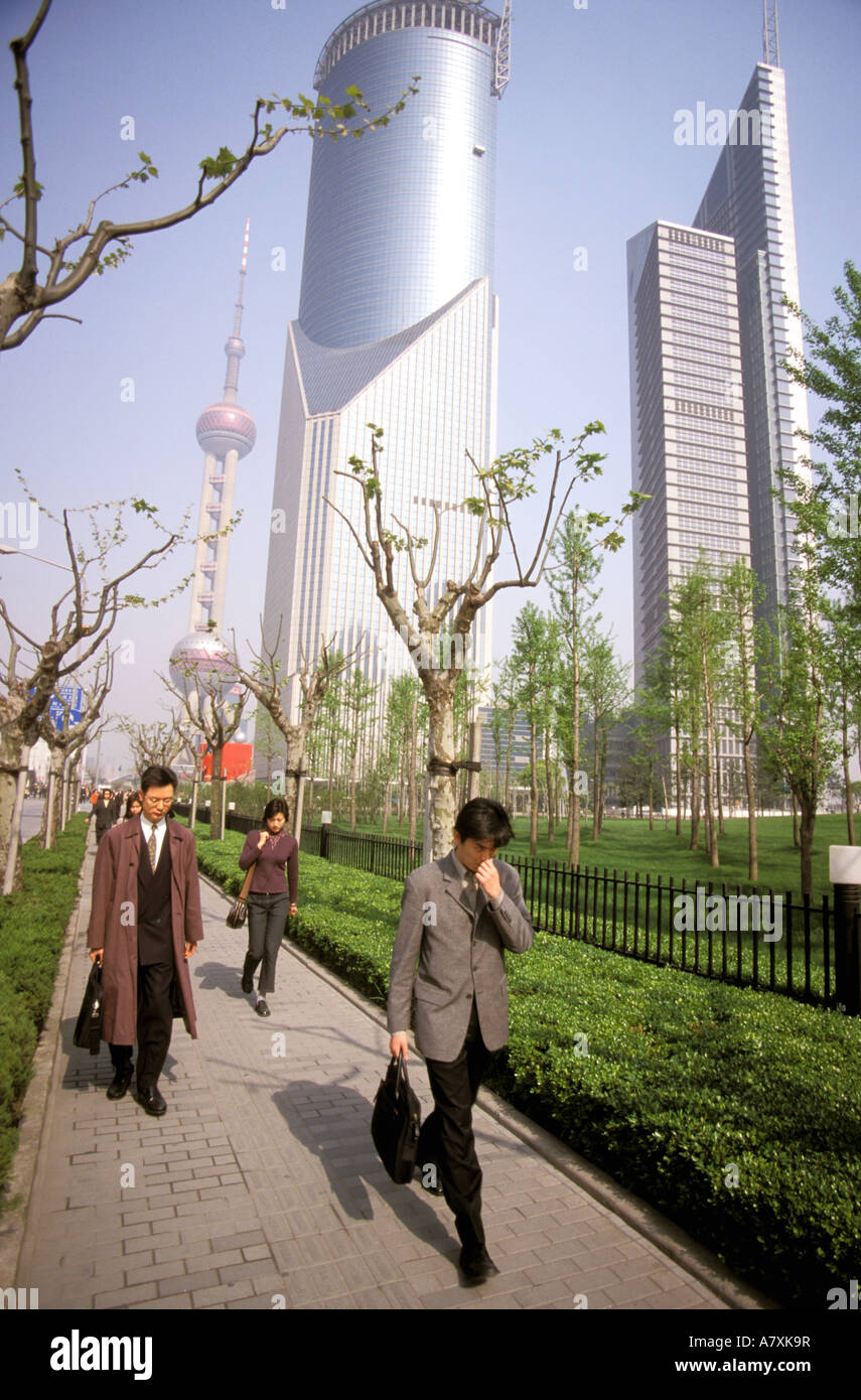 Asia, China, Shanghai, Pudong. Office workers Stock Photo - Alamy