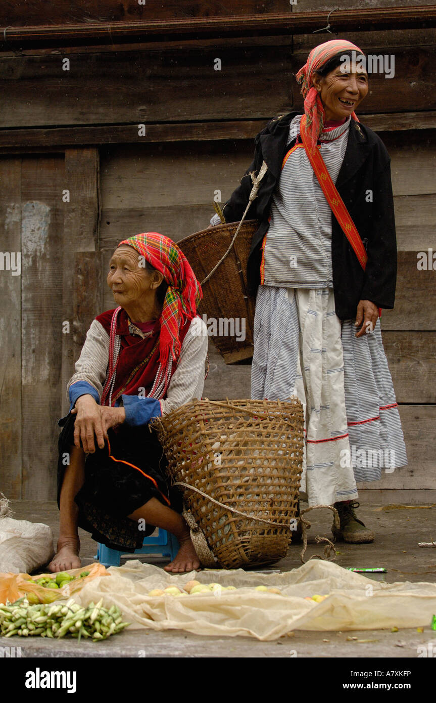 Black lisu ethnic minority hi-res stock photography and images - Alamy