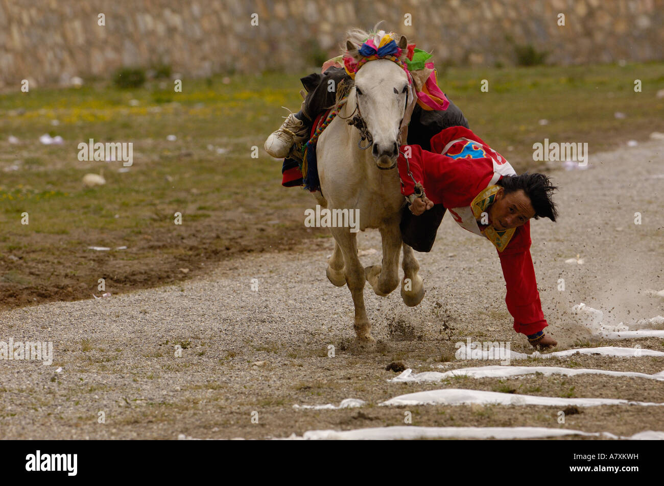 Grabbing scarves event at the Horse Racing Festival or 'Heavenly Steed ...