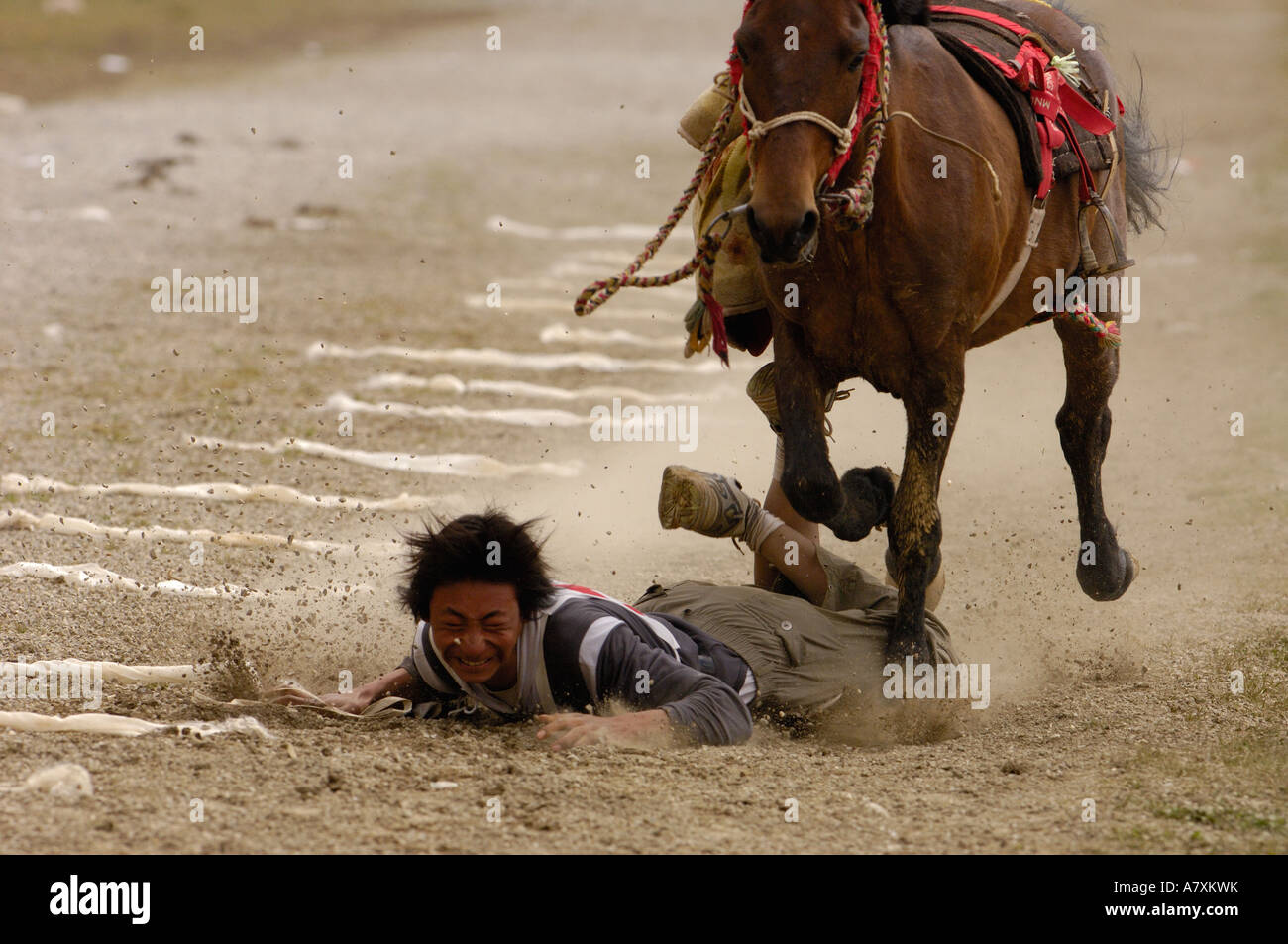 Grabbing scarves event at the Horse Racing Festival or 'Heavenly Steed ...