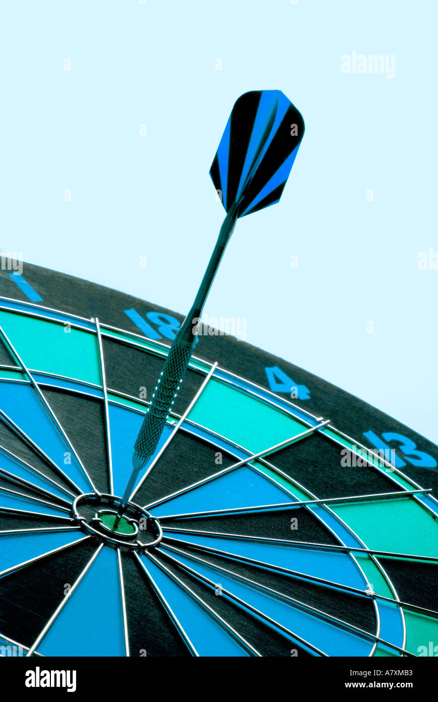 dart board Pfeil und Wurfscheibe Stock Photo - Alamy