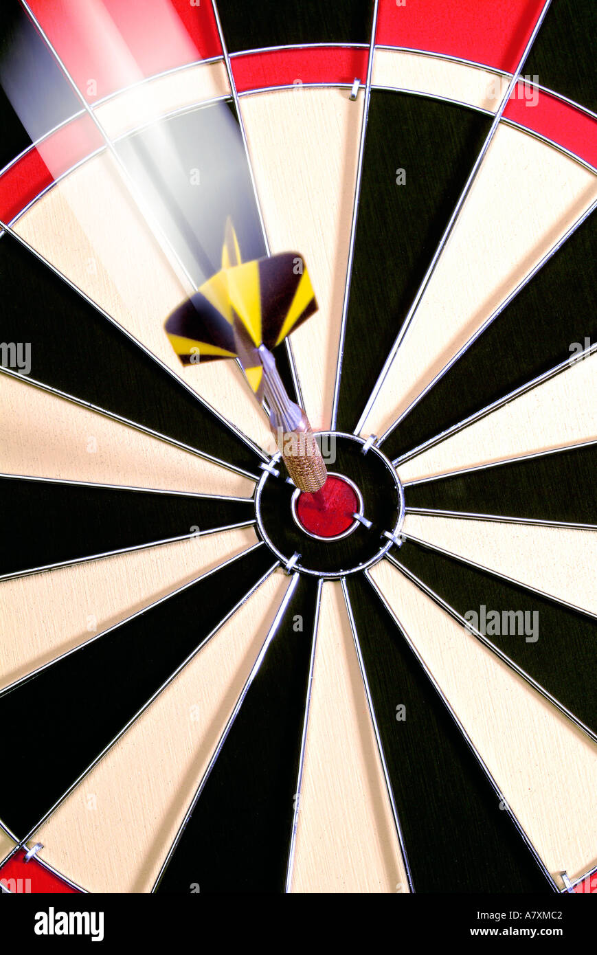 dart board Pfeil und Wurfscheibe Stock Photo - Alamy
