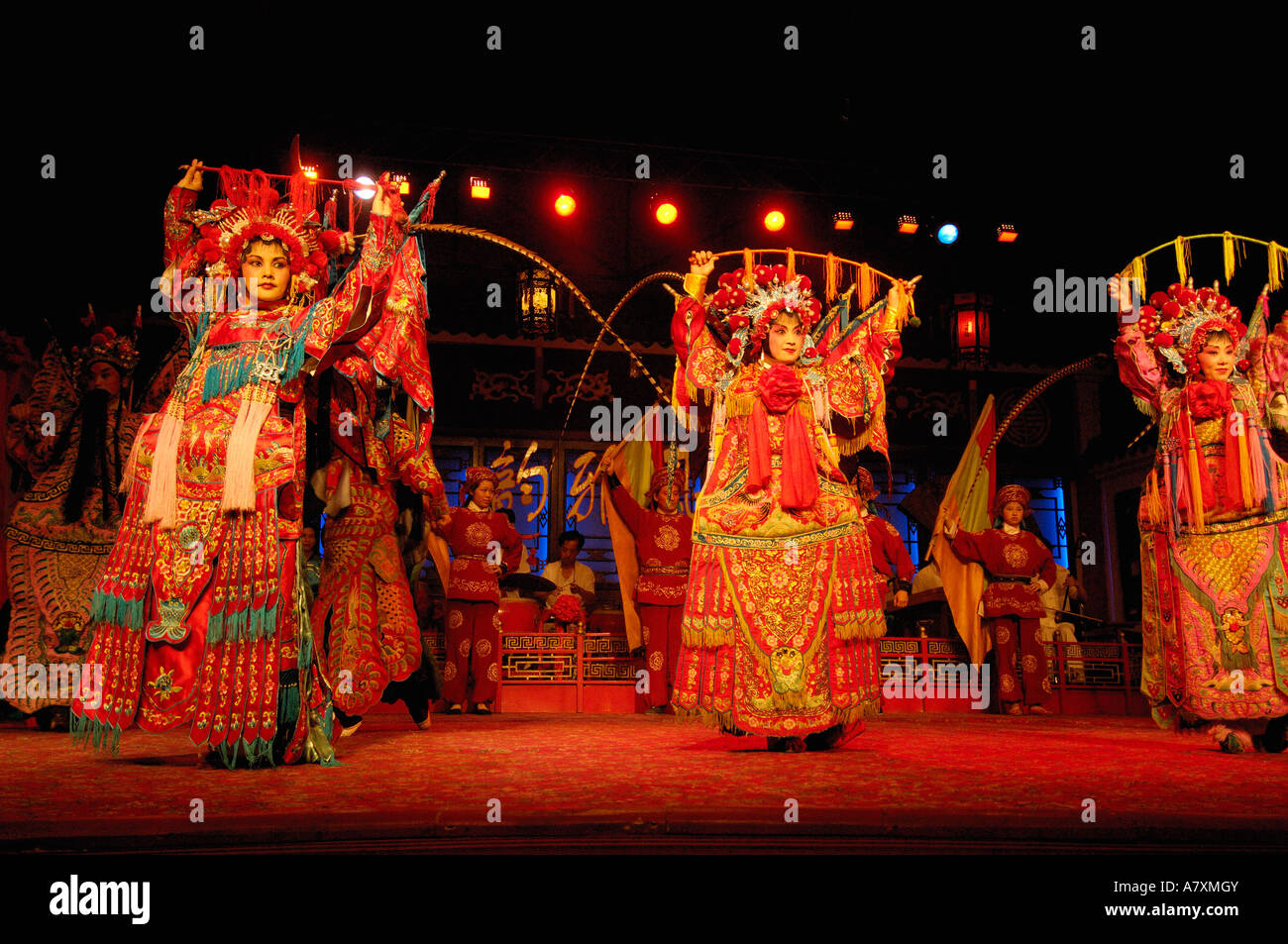 Sichuan Opera, Shu Feng Ya Yun Tea House in Chengdue, Shaanxi Province ...