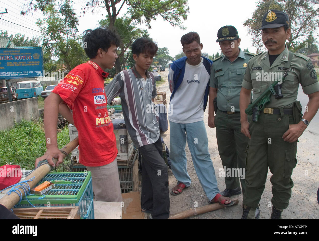 Indonesian police officers hi-res stock photography and images - Alamy
