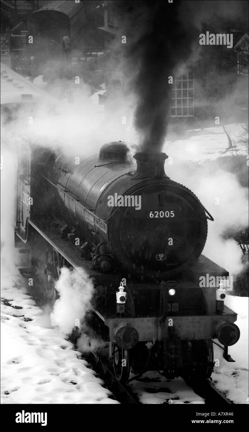 Steam locomotive in winter Black and White Stock Photos & Images - Alamy