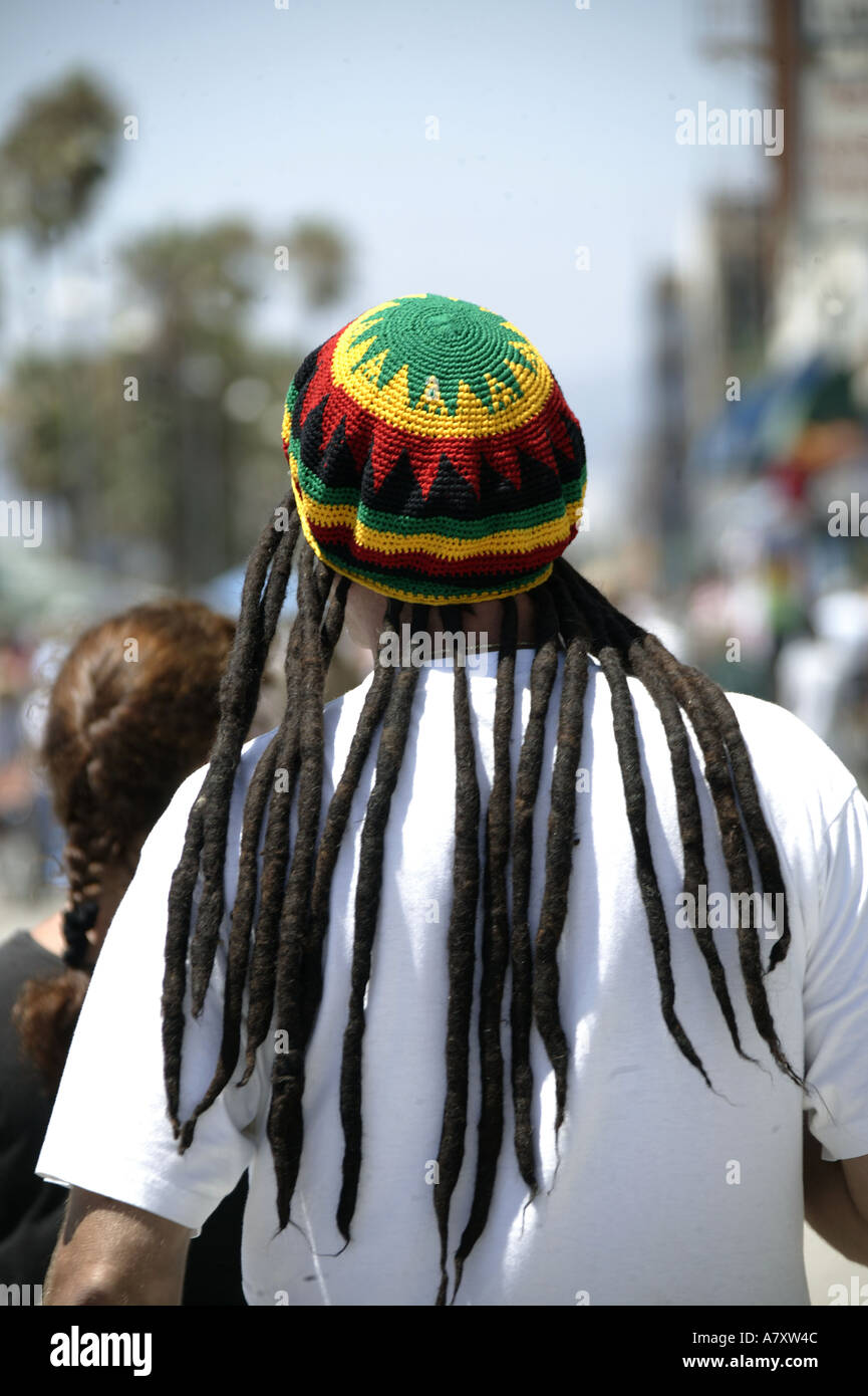 Back view rasta man dreadlocks hi-res stock photography and images - Alamy