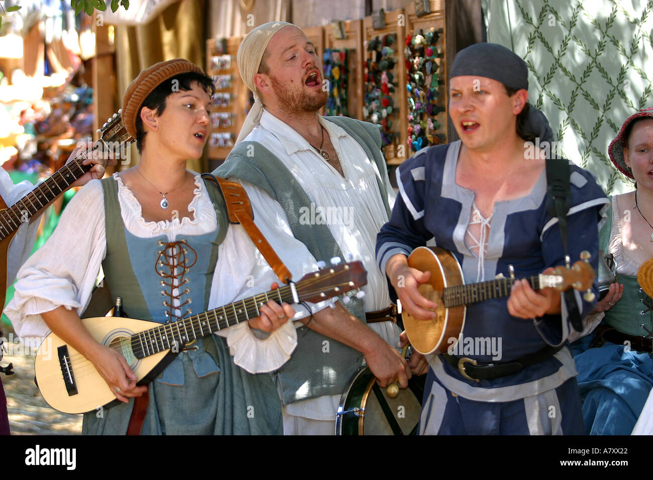 'RENAISSANCE PLAYERS' IN MEDIEVAL DRESS,CALIFORNIA,USA Stock Photo - Alamy