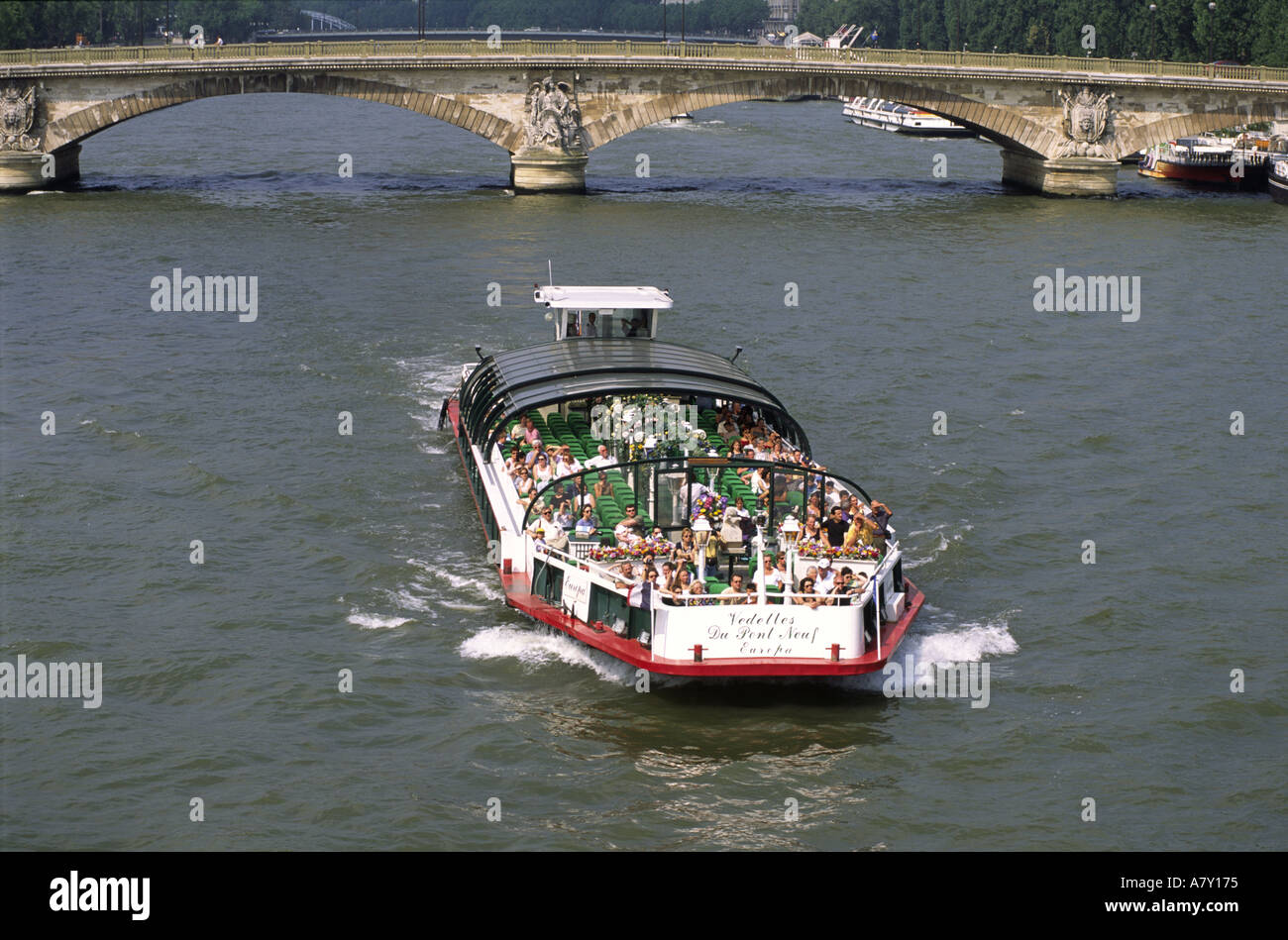 Vedettes du Pont Neuf Boat River Seine Paris France Stock Photo - Alamy