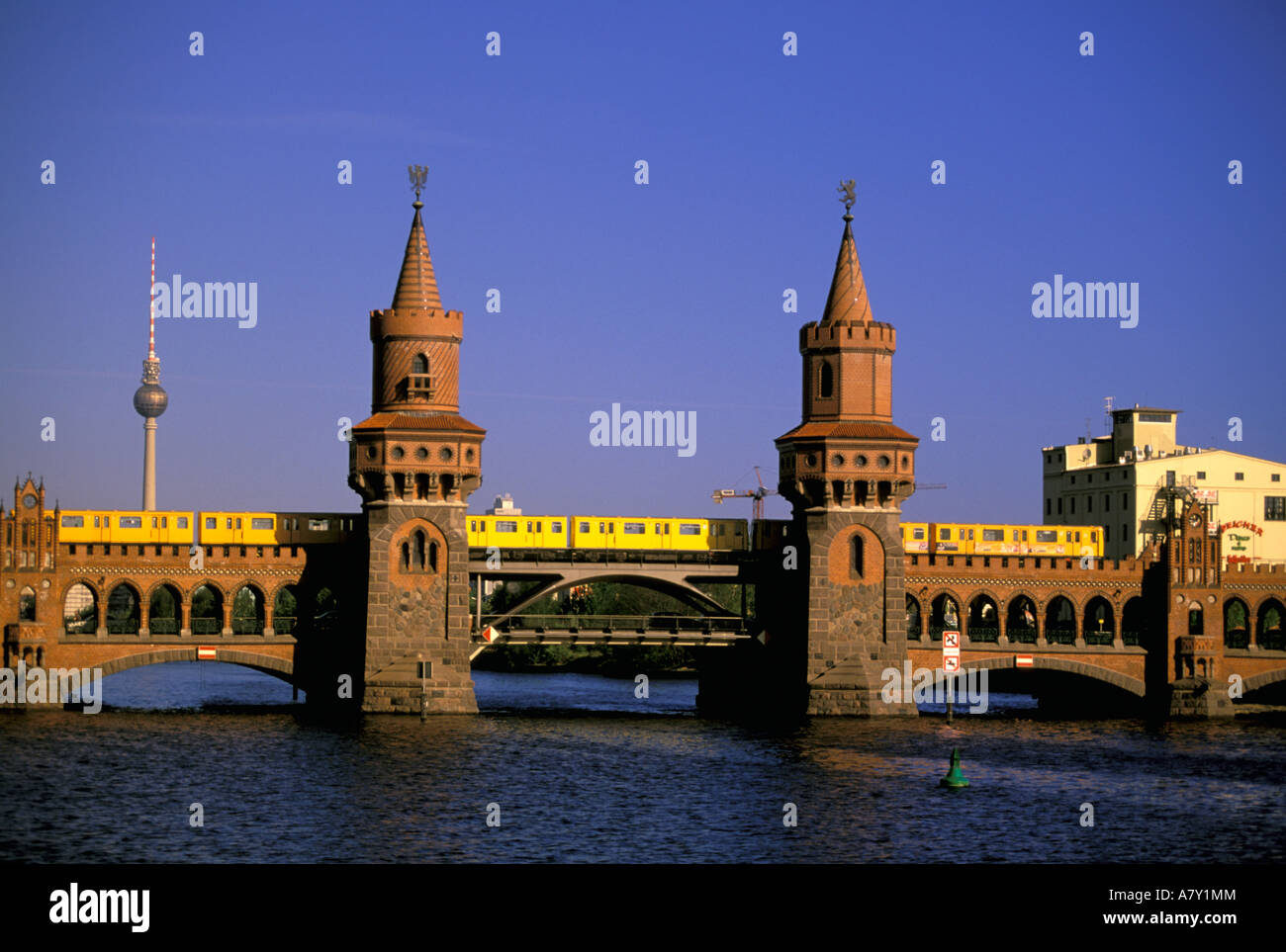 Europe, Germany, Berlin. Kreuzberg, Oberbaum Bridge, Spree River Stock ...