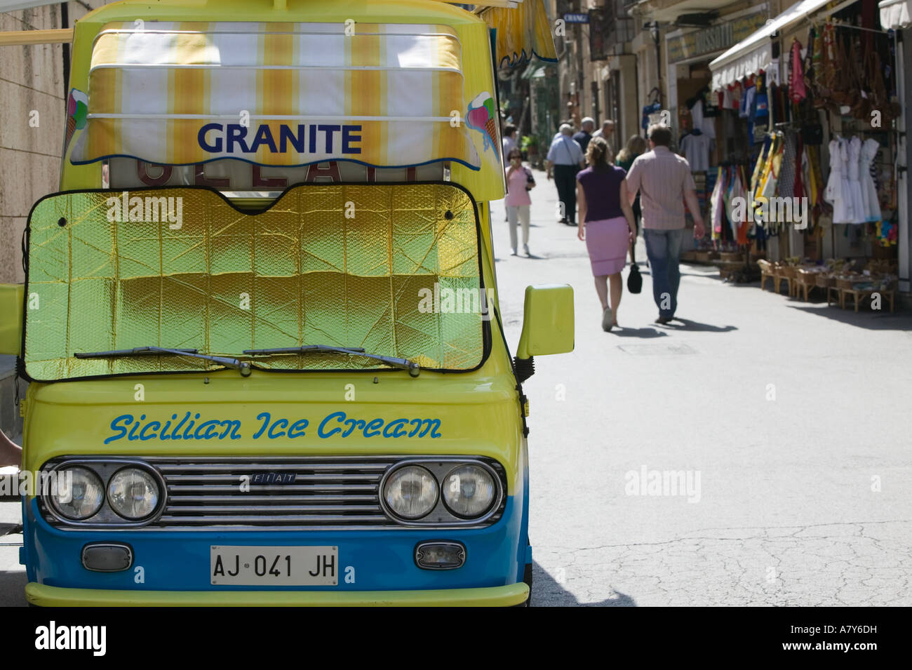 ITALY, Sicily, TAORMINA: Gelato, Granite Ice Cream Van Stock Photo - Alamy