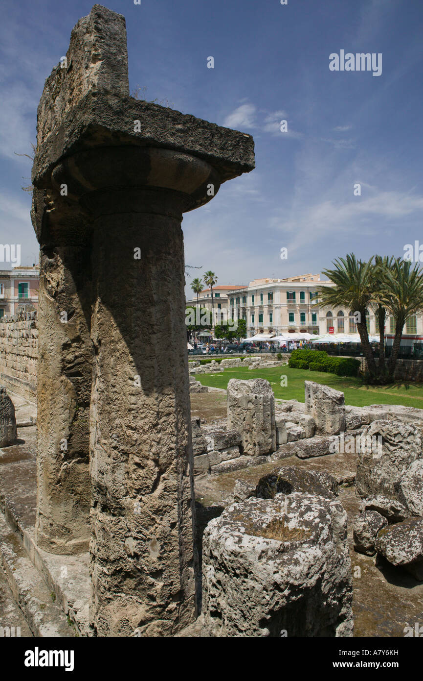 Doric peripheral temple hi-res stock photography and images - Alamy