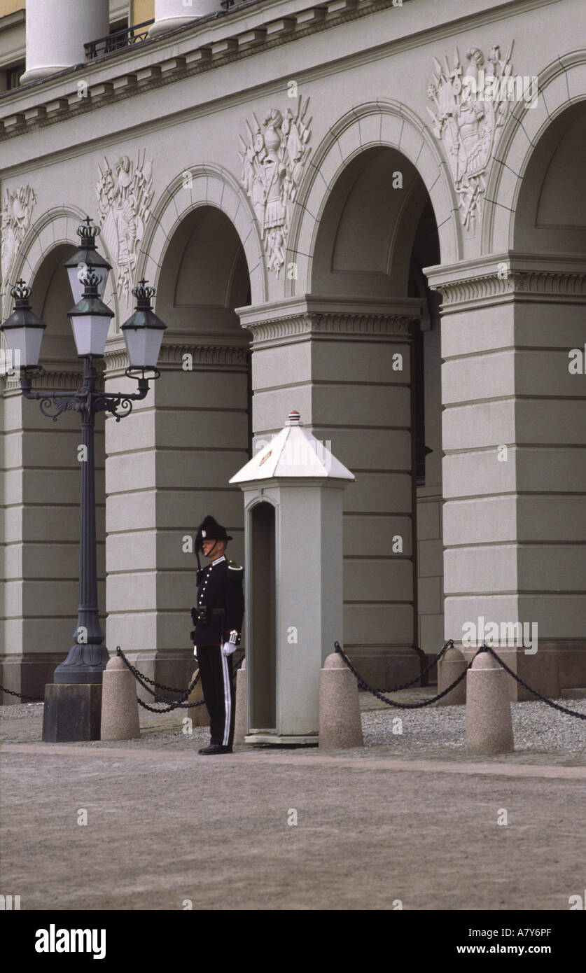 Royal Palace Guard Oslo Norway Stock Photo - Alamy
