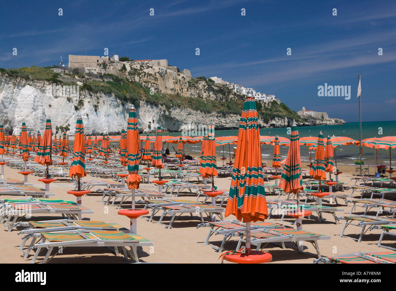 Italy, Puglia, Promontorio del Gargano, Vieste, Spiaggia del Castello ...