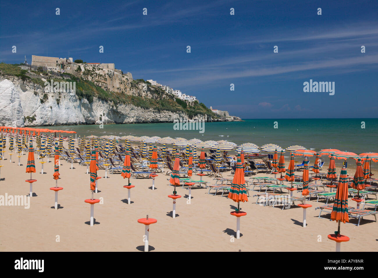 Italy, Puglia, Promontorio del Gargano, Vieste, Spiaggia del Castello ...