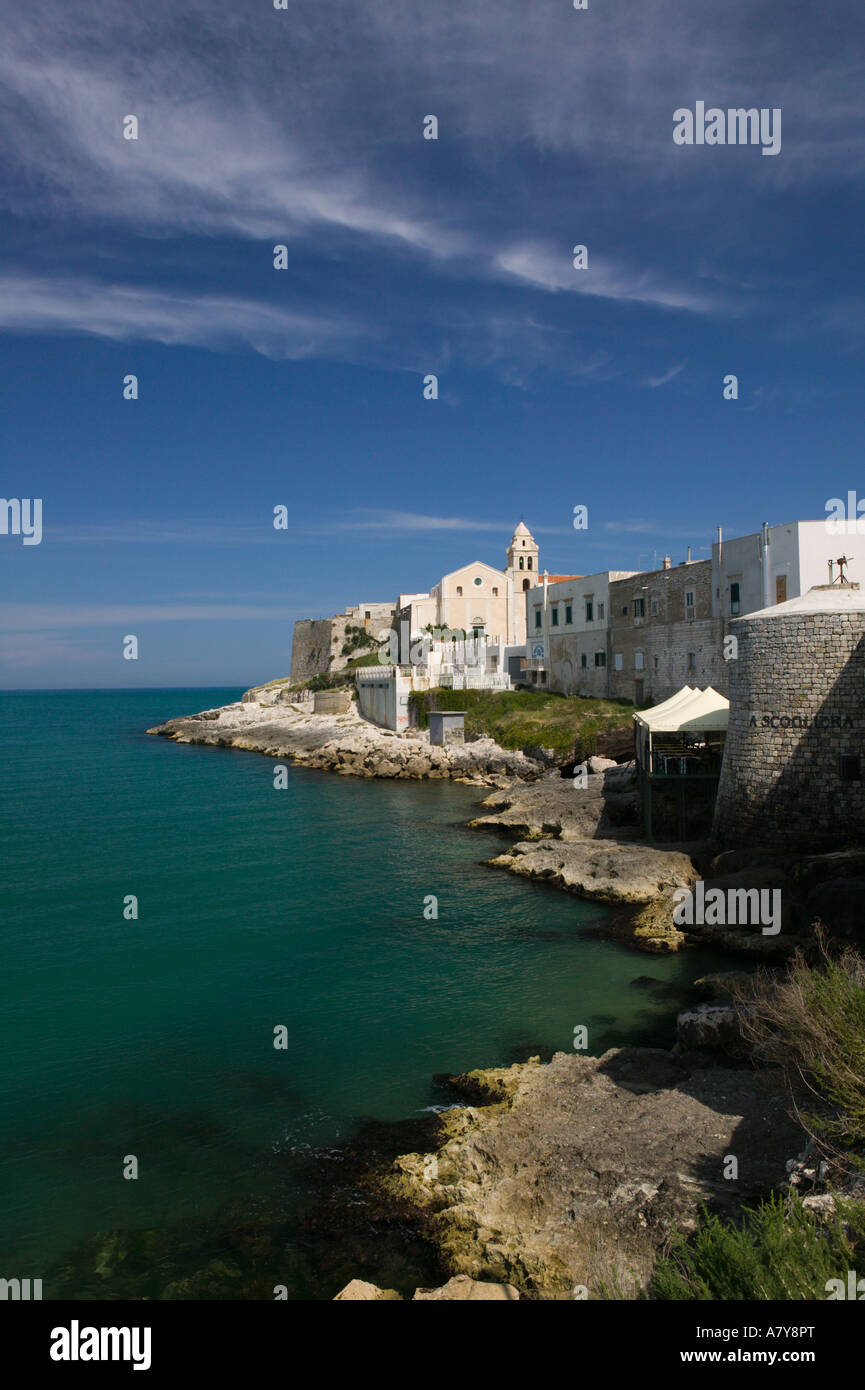 Italy puglia promontorio del gargano hi-res stock photography and ...
