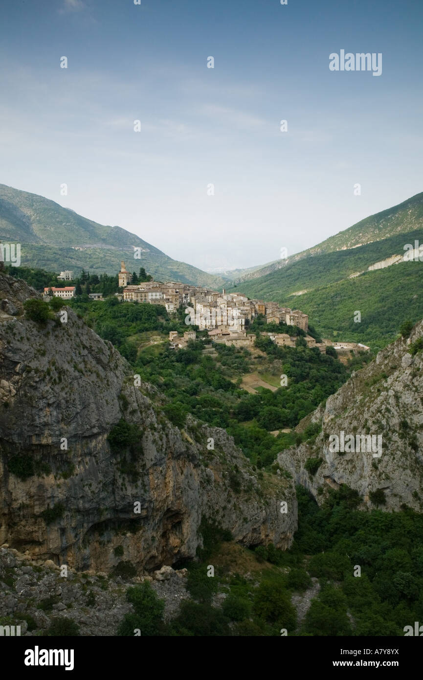 Anversa Abruzzo High Resolution Stock Photography and Images - Alamy