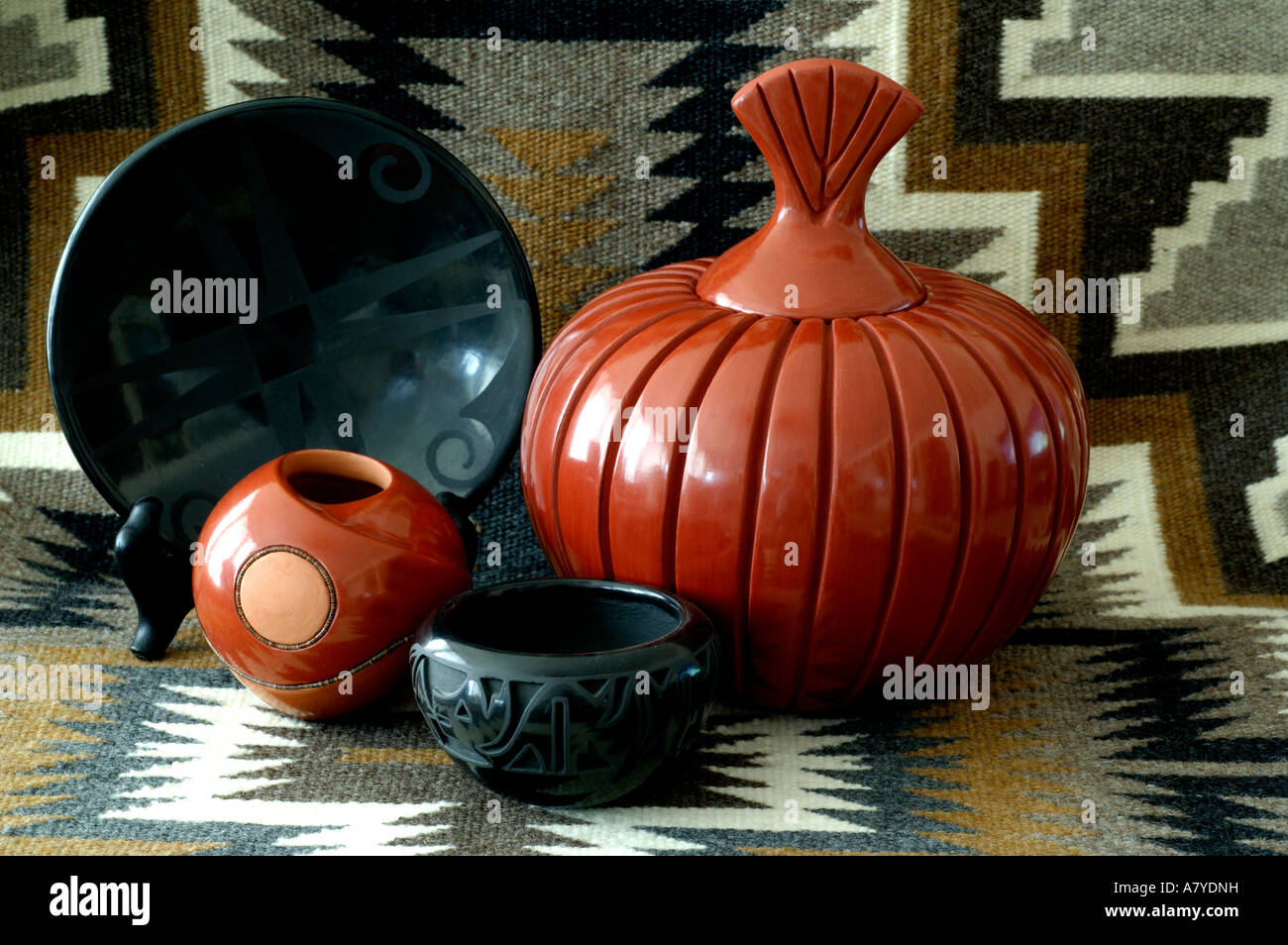 Pueblo pottery arizona hi-res stock photography and images - Alamy