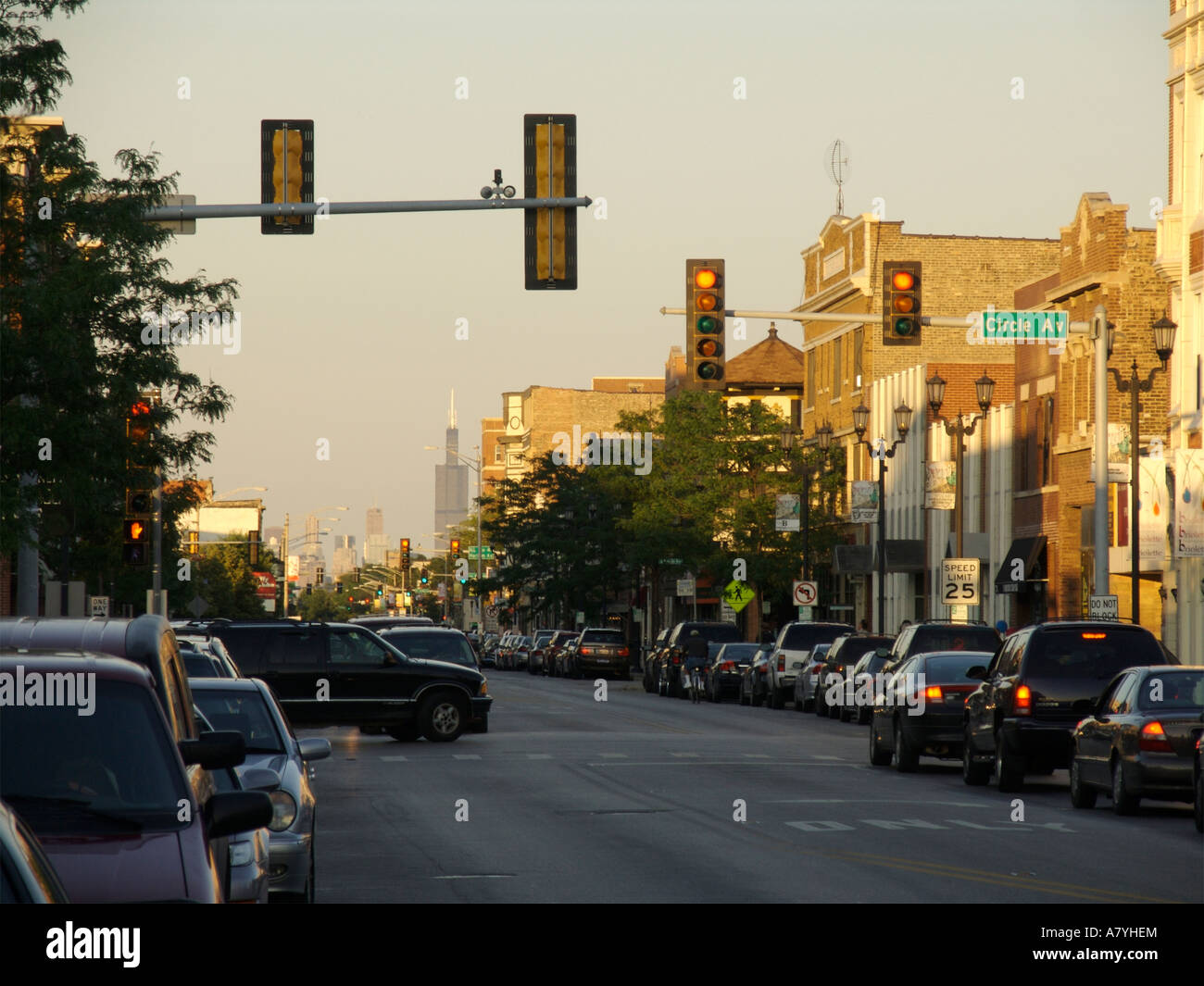 Illinois chicago traffic signal in hi-res stock photography and images ...