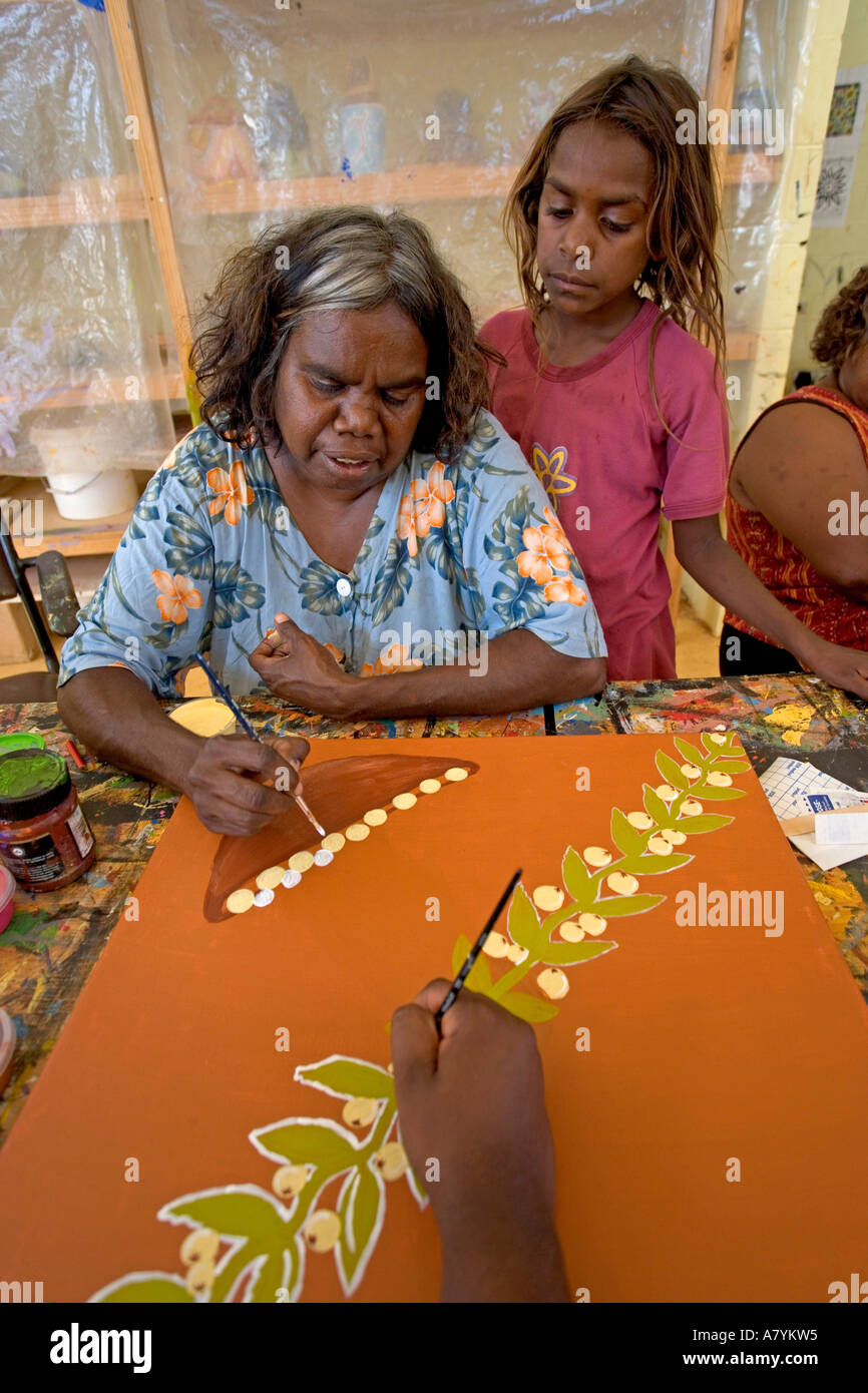 Gunya titjikala hi-res stock photography and images - Alamy