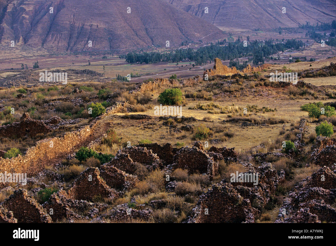 Huari peru hi-res stock photography and images - Alamy