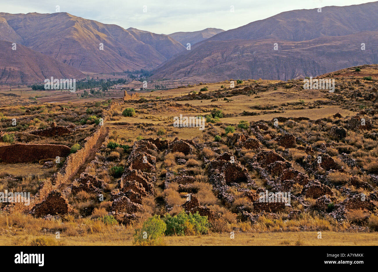 Pikillacta peru hi-res stock photography and images - Alamy
