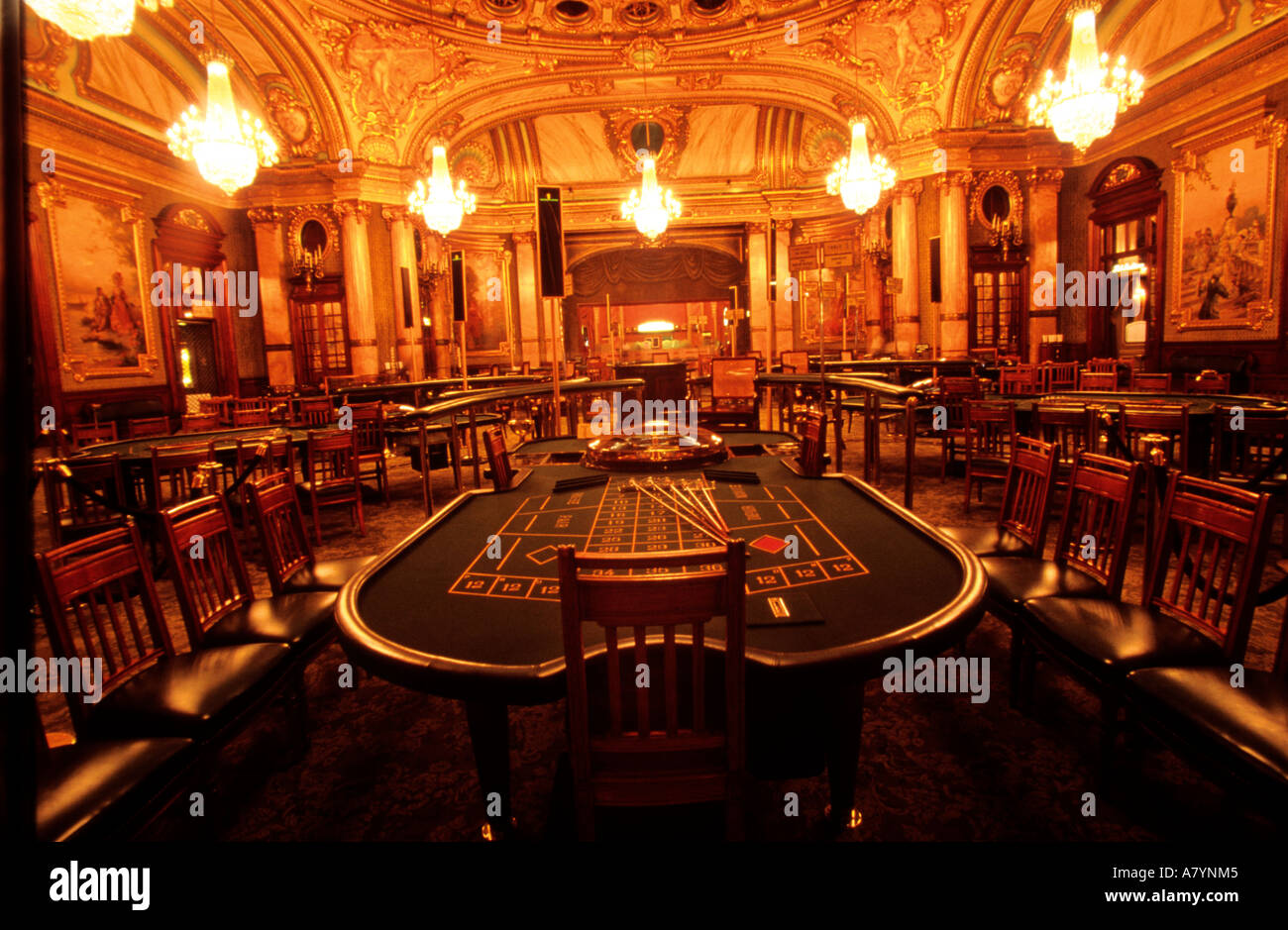 Casino de monte carlo game hi-res stock photography and images - Alamy