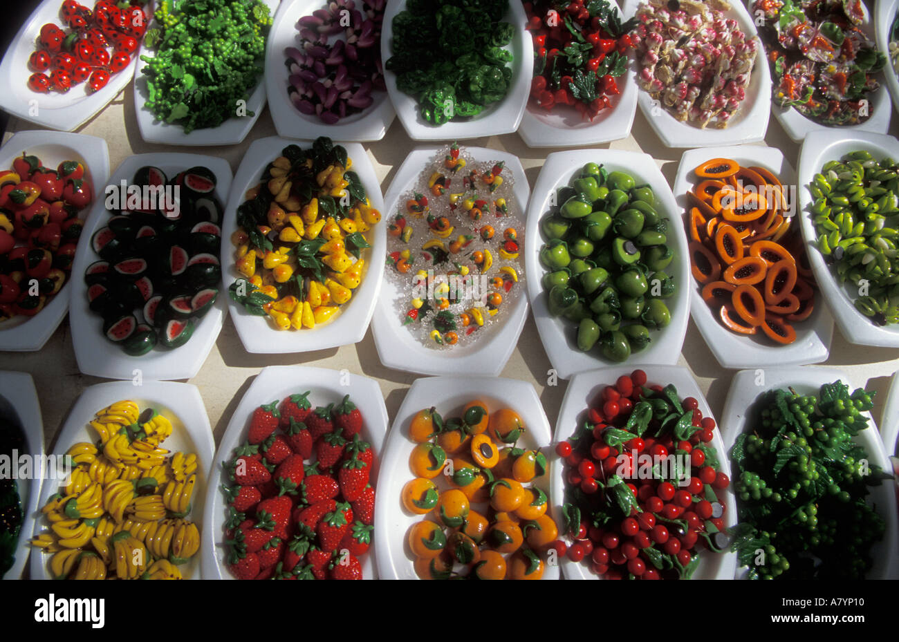 Clever fridge hi-res stock photography and images - Alamy