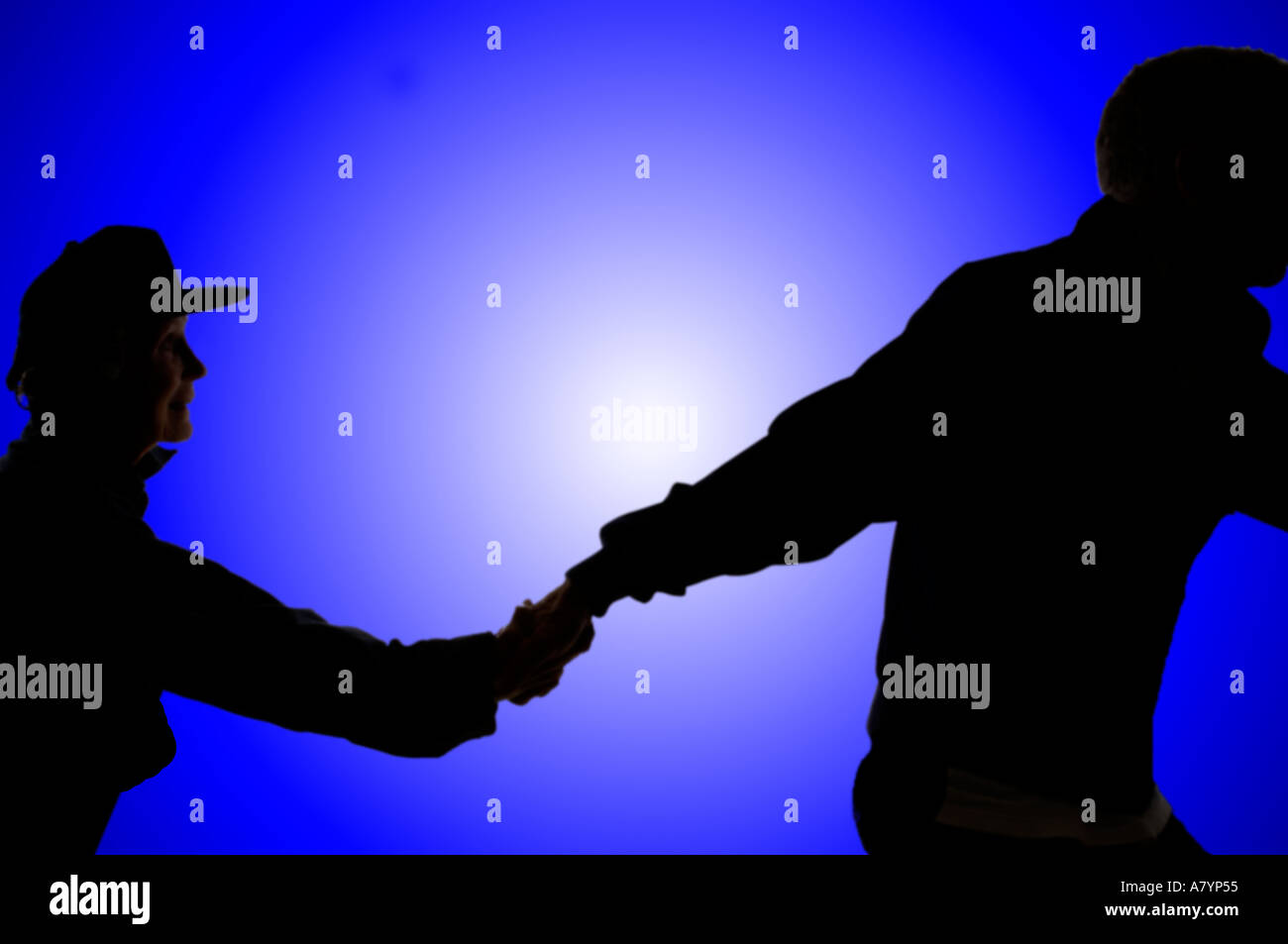 Couple moonlight hi-res stock photography and images - Alamy