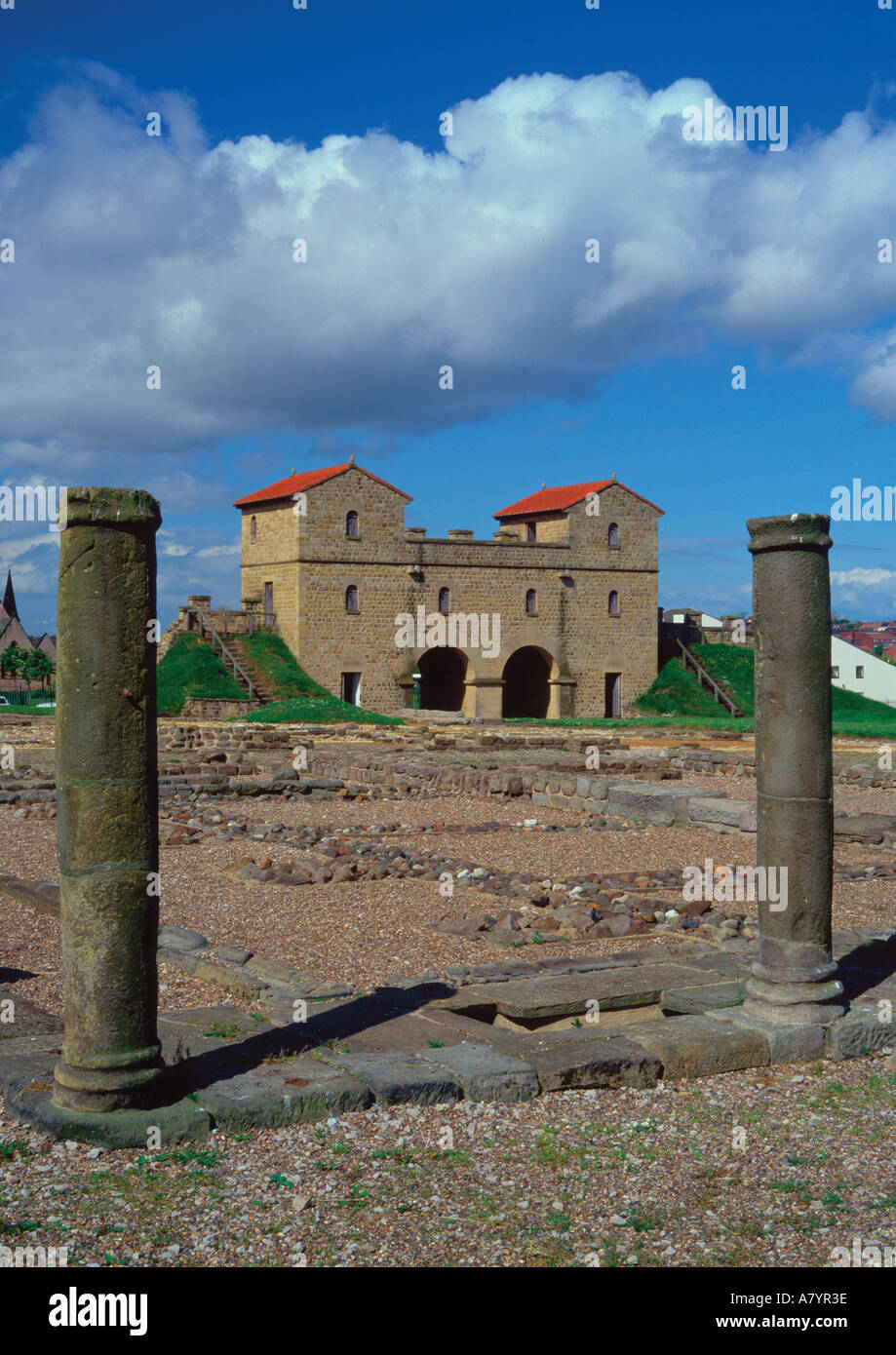 Roman fort south shields hi-res stock photography and images - Alamy