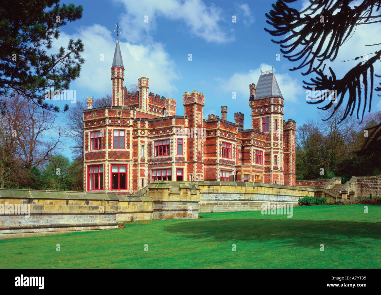 Saltwell park hi-res stock photography and images - Alamy
