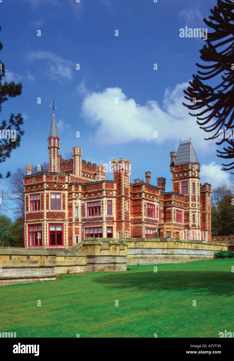 Saltwell Park High Resolution Stock Photography and Images - Alamy