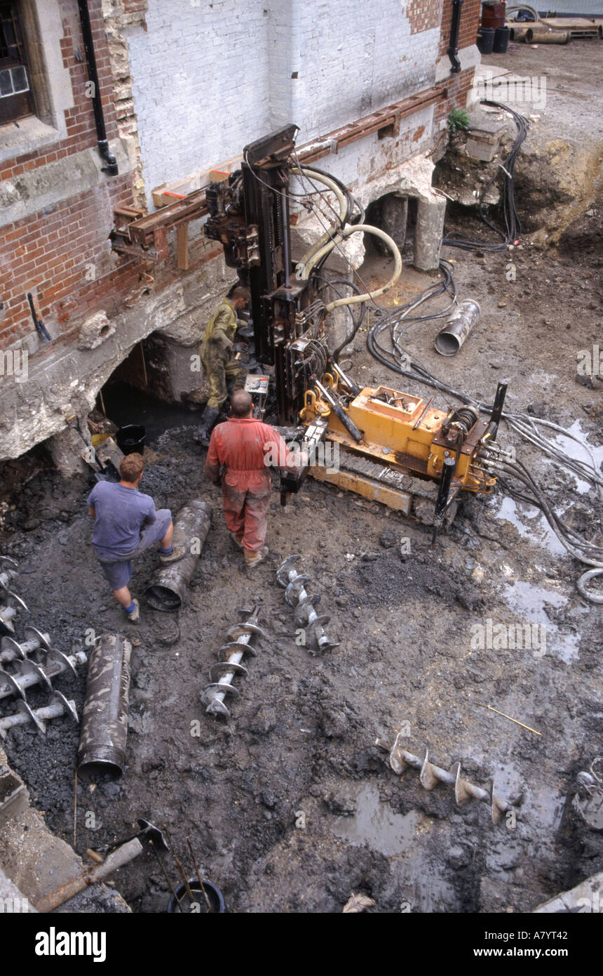 Reinforced mud hi-res stock photography and images - Alamy