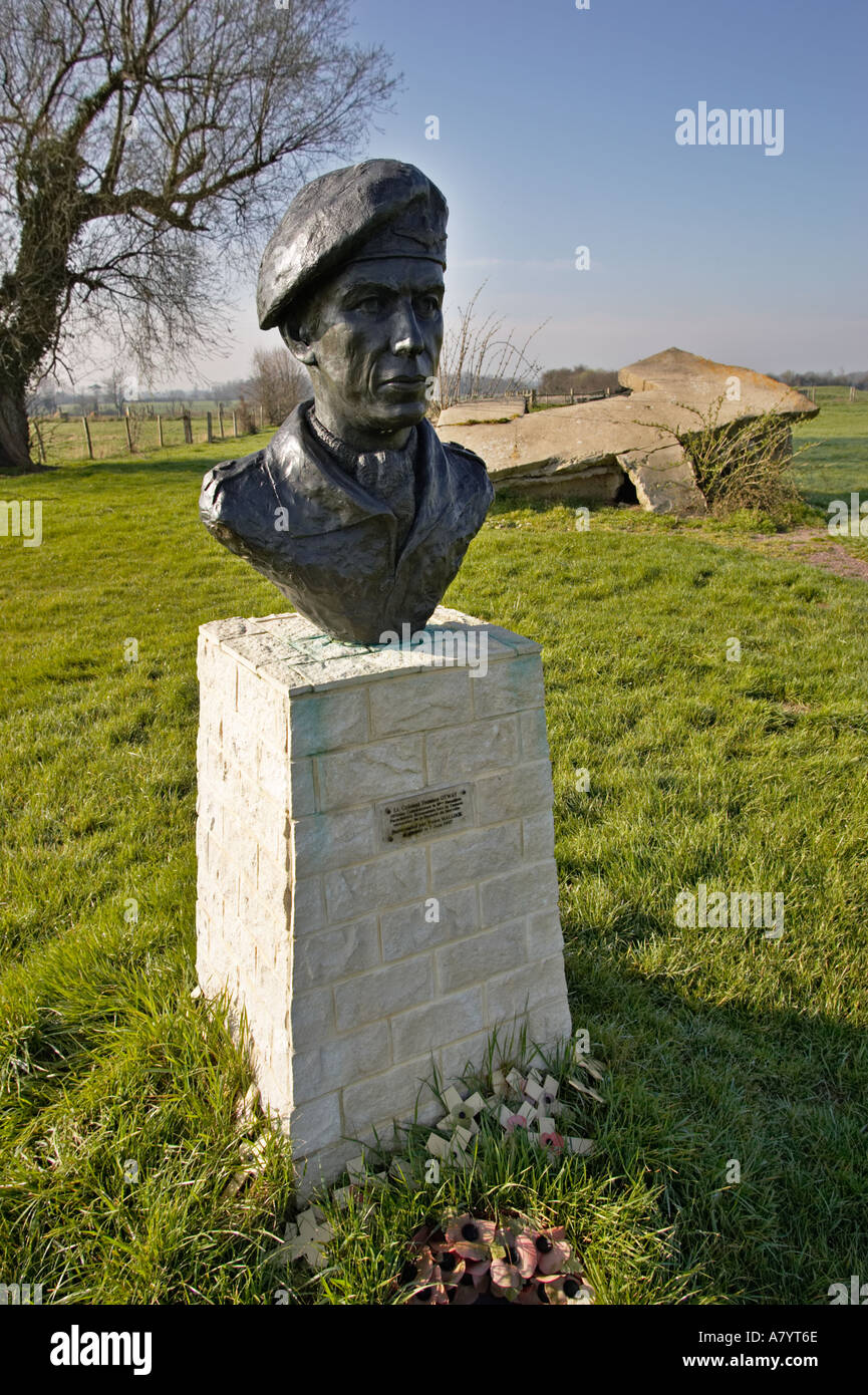 Lieutenant colonel terence otway hi-res stock photography and images ...
